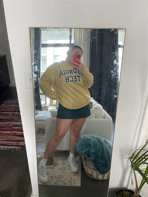 College Girl Outfit 😝