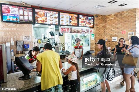 Burger Cashier Photos And Premium High Res Pictures Getty Images