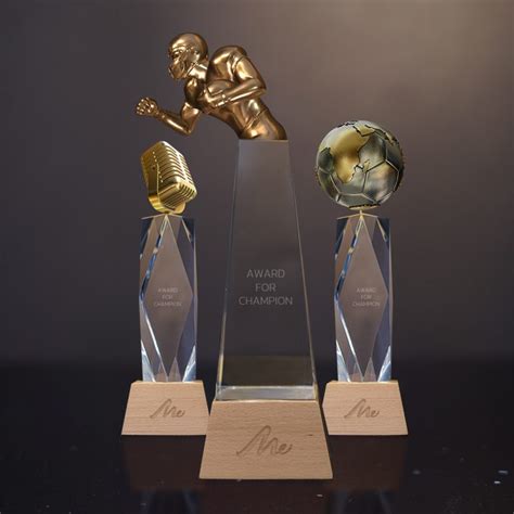 Trophy Me บริการทำถ้วยรางวัลจาก Crystal และ 3d Printing Me Premium