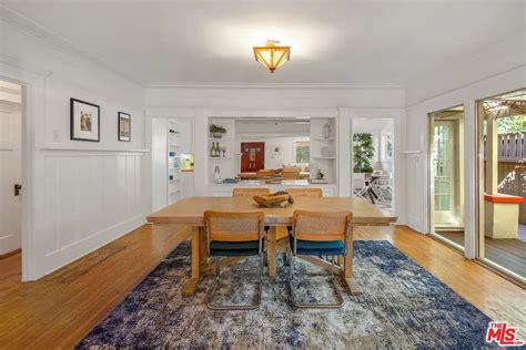 Updated Venice Beach Bungalow