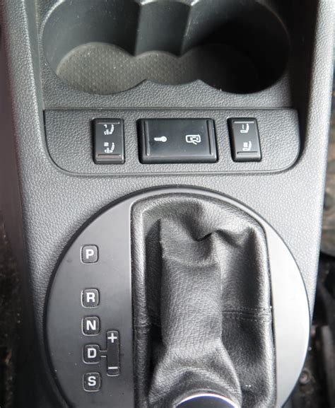 Кнопка подогрева сидений из али. — Skoda Fabia Mk2, 1,6 л, 2011 года ...