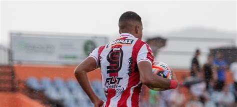Bangu Atlético Clube Bangu empata o Nova Iguaçu fora de casa em 1 a 1