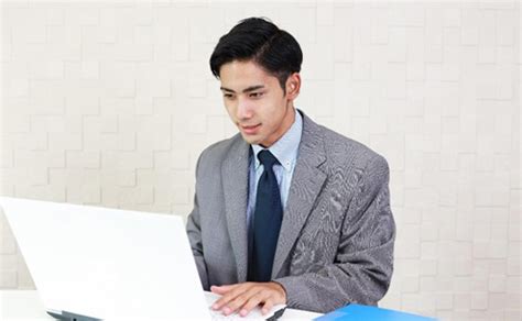 履歴書と職務経歴書の違いはなに？ それぞれの役割と書き方の注意について｜lhh転職エージェント