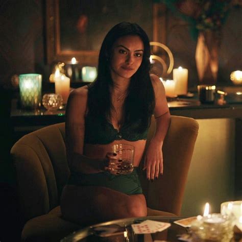 Ghim trên Camila Mendes