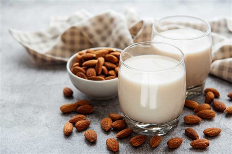 Segudang Manfaat Susu Almond Untuk Ibu Hamil