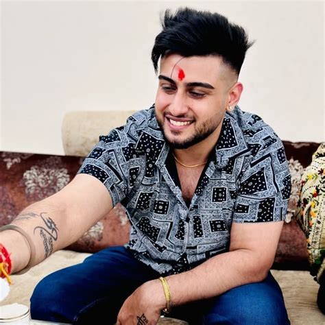 𝐇𝐚𝐫𝐬𝐡𝐢𝐭 𝐒𝐢𝐧𝐠𝐡 𝐆𝐮𝐣𝐫𝐚𝐥 🦅 Harry Gujral • Threads Say More