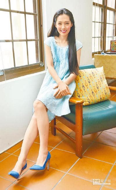 刘倩文王煜倩王传君倩舒大山谷图库