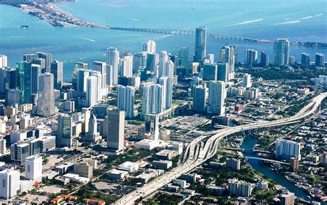 F Rias Em Miami Estados Unidos Am Rica Planet Light Travel Viagens
