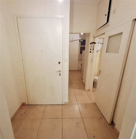 ΠΩΛΕΙΤΑΙ ΣΤΟΥΝΤΙΟ ΓΚΑΡΣΟΝΙΕΡΑ 32τμ 1ου ορόφου ΓΑΛΑΤΣΙ ΣΥΝΟΡΑ ΚΥΨΕΛΗ ΜΕΣΙΤΙΚΟ ΓΡΑΦΕΙΟ