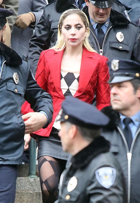 Lady Gaga Η πρώτη φωτογραφία της ως Harley Quinn