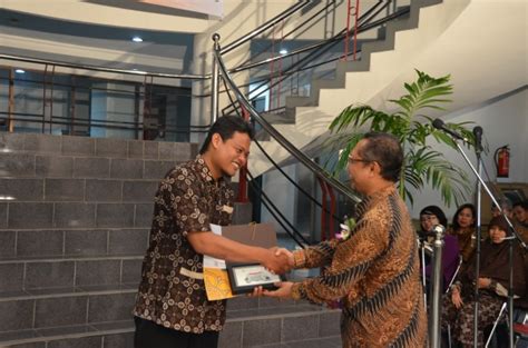 Malam Pelepasan Wisuda Pascasarjana UGM Sekolah Pascasarjana