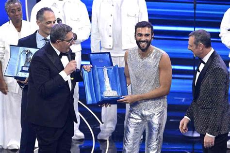 Sanremo 2023 La Serata Dei Duetti Nel Segno Di Marco Mengoni
