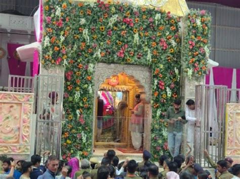 Today 50 Thousand Devotees Reached Babas Court Baba Shyams Ekadashi