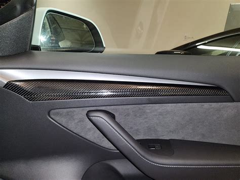 16mo Finance Tinybot Vinyl 6d Carbon Fiber Gloss Car Wrap With Air Release Technology 5 X