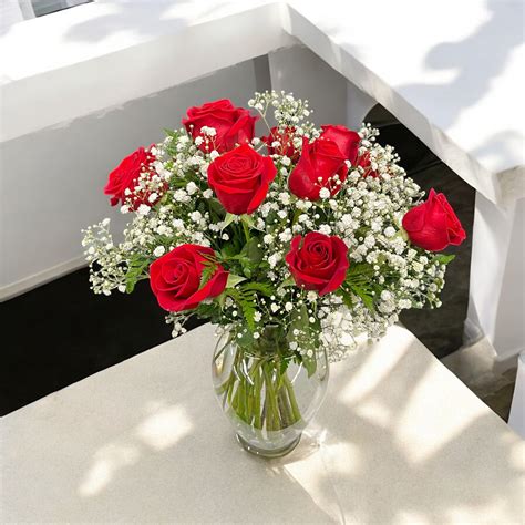 Classic Red Rose Arrangement Flower Delivery Fitchburg Ma Debonis And Davin Florist