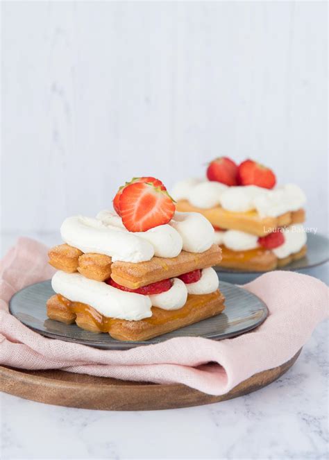 Easy Strawberry Tiramisu Recipe No Eggs In Laura S Bakery