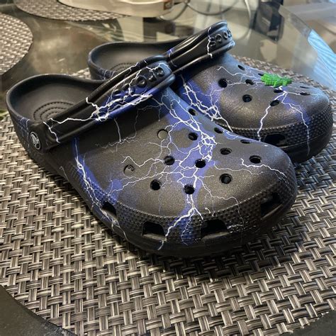 Crocs With Jibbit • Size 7 Men 9 Women • No Wear Or Depop