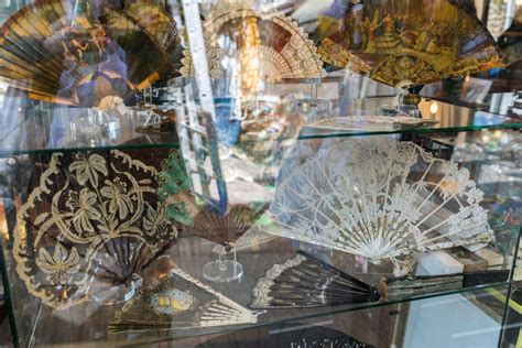 Paris Les Puces De Saint Ouen Flea Market In App Audio Tour GetYourGuide