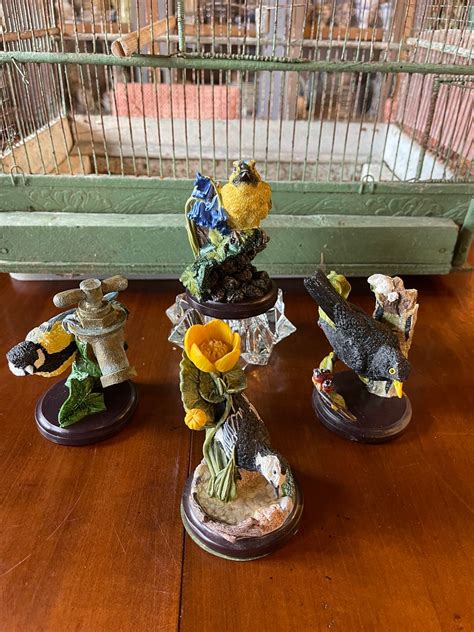 Set De Oiseaux En Miniature Signés the Country Bird Collection Etsy
