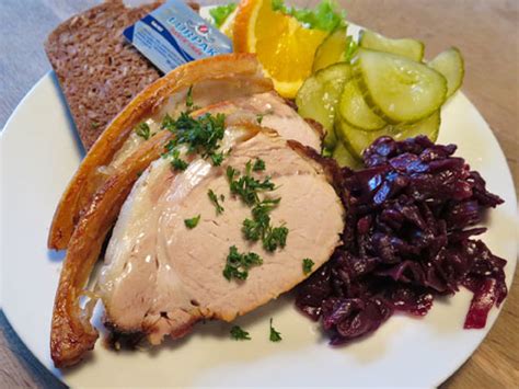 Stegt flæsk med persillesovs in Copenhagen | Eat Your World