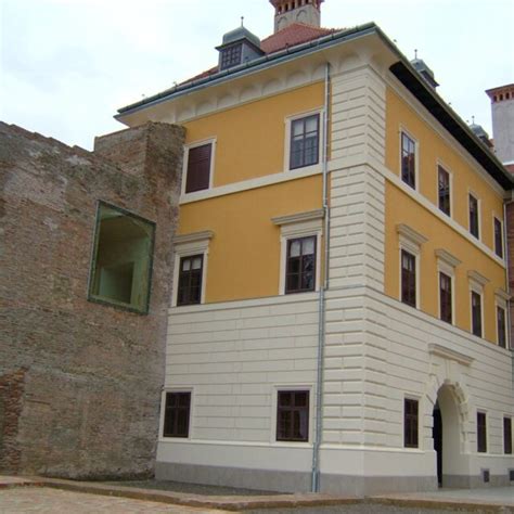 Dvorac Odescalchi Monte Mont