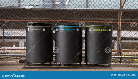 New York Manhattan Downtown Trash Recycling Cans In Highline