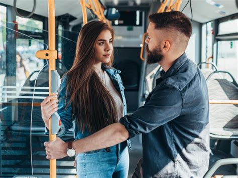 Тайный поклонник 7 признаков того что мужчина в вас влюблен но скрывает свои чувства