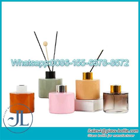 Custom Square Glass Aroma Reed Diffuser Bottle Supplier