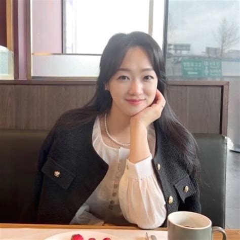 최진하 Bebejina • Threads Say More