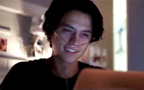 Filme Dramático Com Astro Da Série Riverdale Ganha Primeiro Trailer