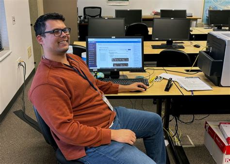 Edmonds College And Ywca Partner To Provide Free Technology Classes For