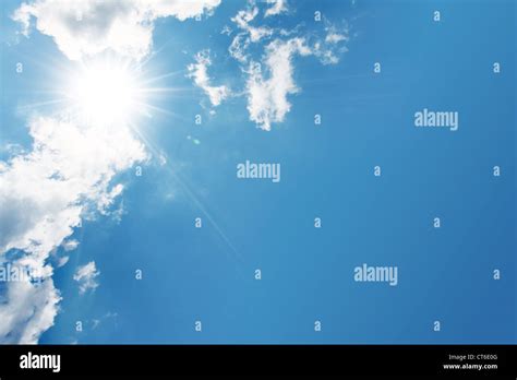 Blauer himmel -Fotos und -Bildmaterial in hoher Auflösung – Alamy