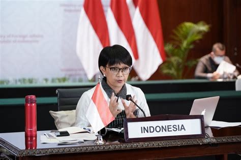 Menlu Retno Kepemimpinan Indonesia Diakui Dunia Apa Siapa