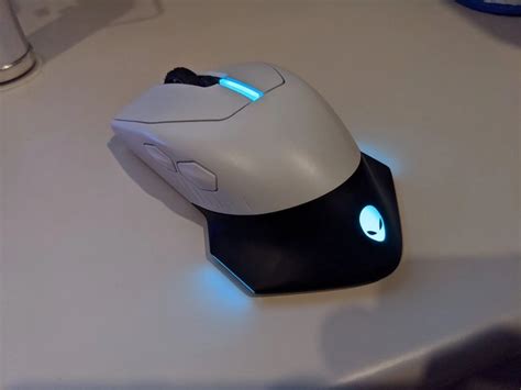 Chuột Dell Alienware Aw610m Lunar Light