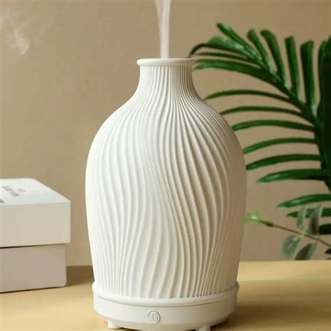 White Resin Aromatherapy Usb Diffuser Margaux Mercantil