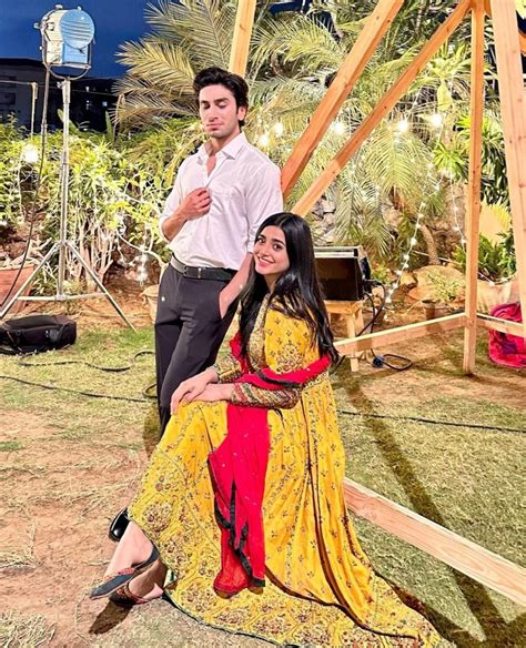 Sehar Khan On Rejecting Fairy Tale And Her Chemistry With Hamza Sohail Reviewit Pk