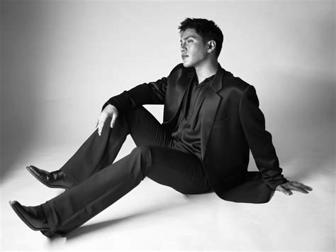 Stell Drops 1st Solo Ep Room