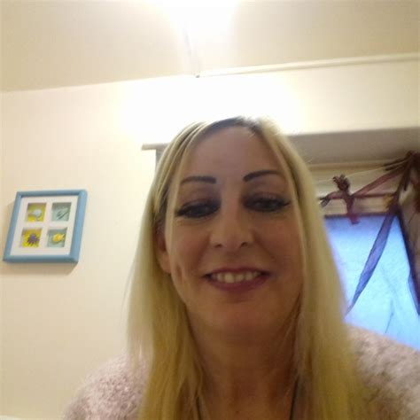 Wanda Maddocks Wanda Maddocks Added A New Photo