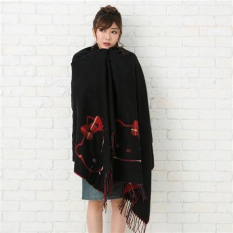 Bufanda Mantón Ribbon Hello Kitty Kittyshop