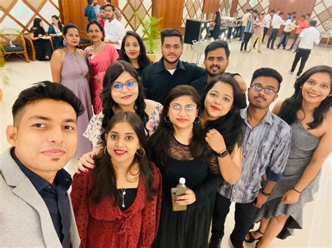 Simran Lalwani On Linkedin Team