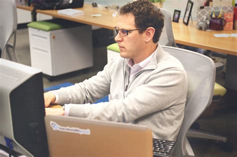 役職に対する正しい敬称の付け方｜メールや手紙での正しい使い分け 社会人常識を学ぶならmayonez