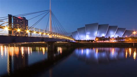 Pwc2021ar Carl Sizer