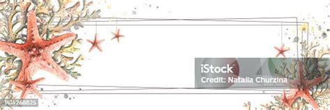 바다 별과 산호가있는 수평 프레임 수채화 그림 엽서 인증서 초대장 해변 기념품 액세서리 광고 로고 정보 표지판의 디자인 및 장식을 위해 개인 장식품에 대한 스톡 벡터 아트