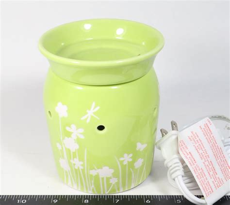 Scentsy Meadow Mid Size Warmer