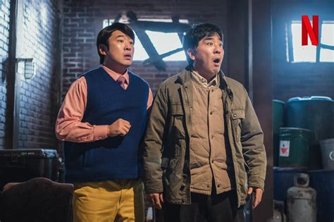 Netflix《炸雞奇遇記》荒謬搞笑的五大看點：《雞不可失》導演執導，柳承龍與安宰弘主演，韓劇迷一定喜歡 A Day Magazine