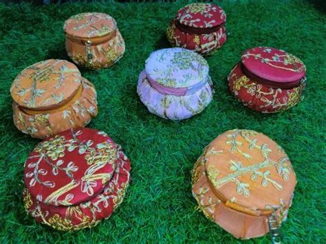 Traditional Matki Bangle Box At Rs 85piece In Surat Id 2850664559173
