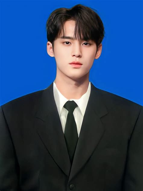 Pas Foto Kim Mingyu Gambar Pacar Fotografi Keluarga Pas Foto