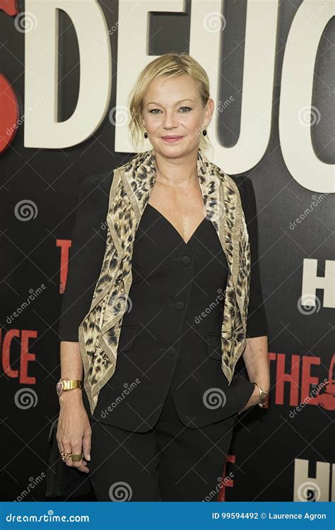 Samantha Mathis Editorial Photography Image Of Posing 99594492