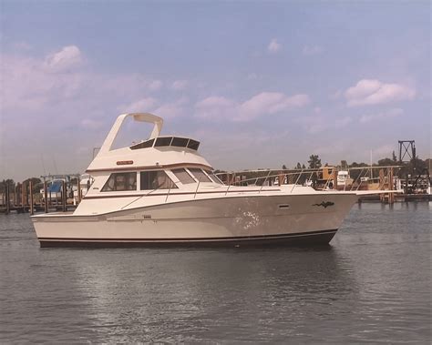 First Build Viking Yachts 1973 40 Convertible