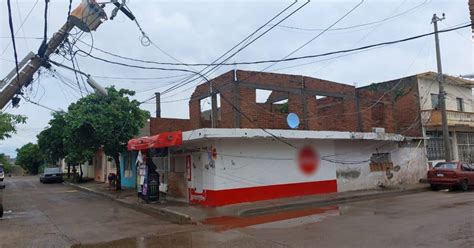 Van más de 100 reportes y nadie acude Poste de la CFE a punto de
